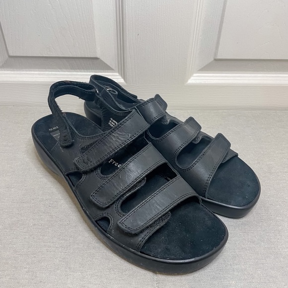 Barefoot Freedom | Shoes | Barefoot Freedom By Drew Alma Sandals 5 ...